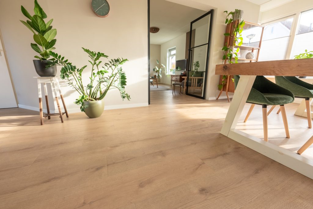 Wat is een PVC vloer? Ontdek de voordelen! - Floer