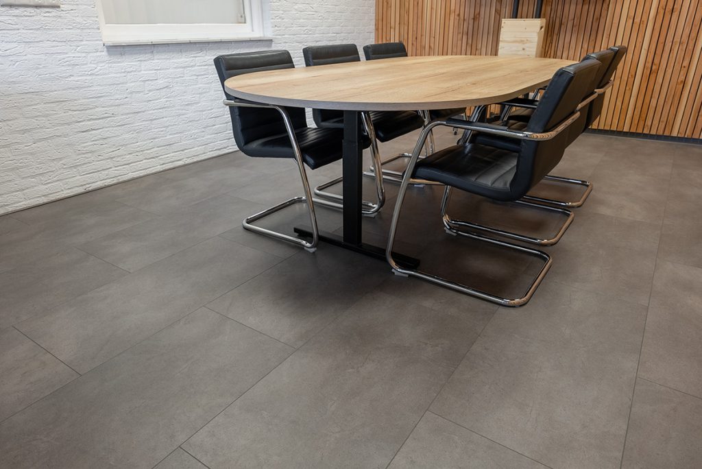 Stenen PVC tegels - Hoe leg ik een stenen tegel PVC vloer? - Floer