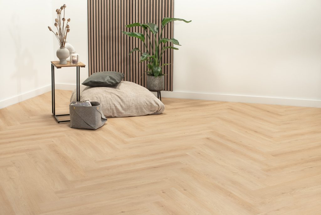 Hoe een Walvisgraat Click PVC vloer leggen? - Floer